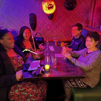 SATURN ROOM - Updated July 2025 - 256 Photos & 151 Reviews - 209 North ...