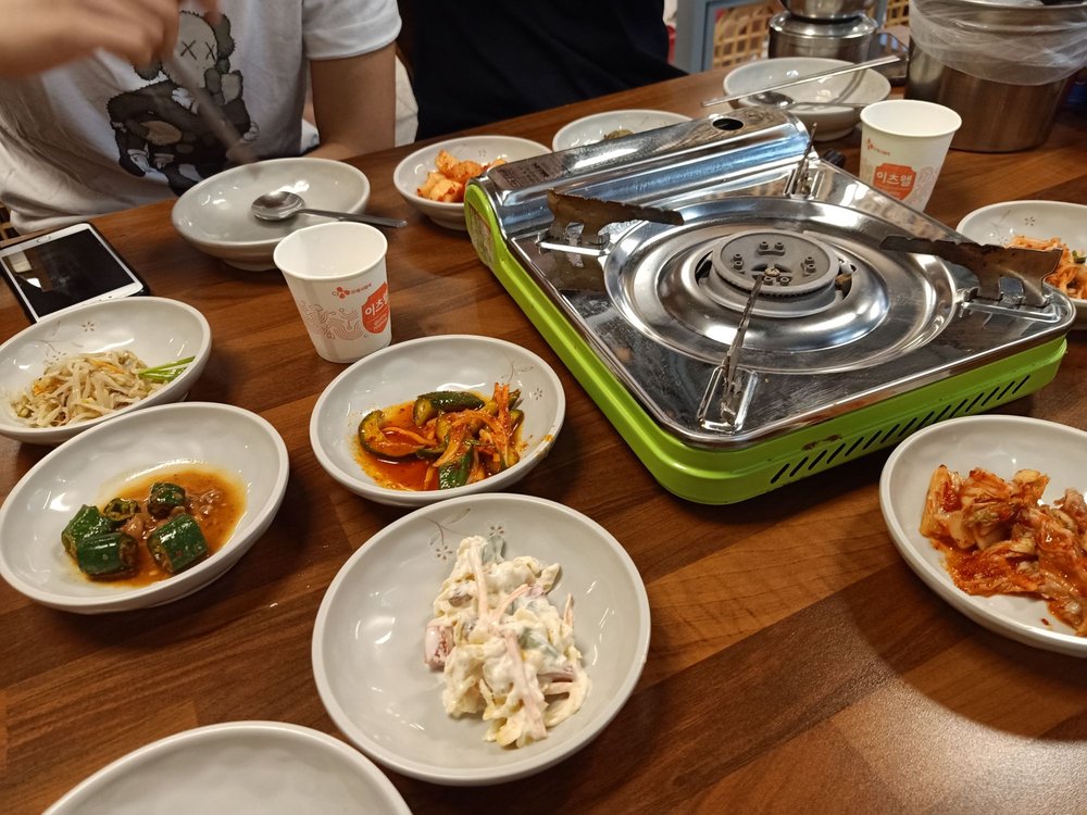 HANSANG - Updated October 2024 - 19 Photos - 14 Lyons Street ...