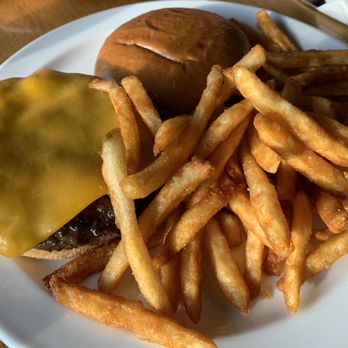 THE GRUMPY TROLL - Updated June 2024 - 403 Photos & 394 Reviews - 105 S ...