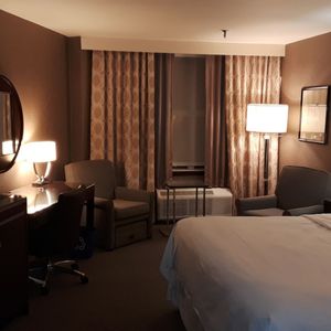 SHERATON PORTSMOUTH HARBORSIDE HOTEL - 81 Photos & 152 Reviews - 250 ...