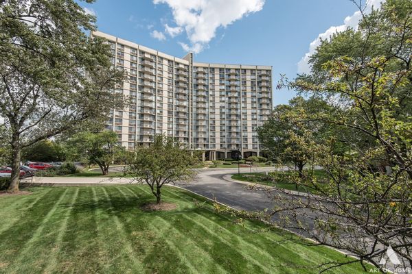OAK BROOK TOWERS - Updated December 2025 - 40 N Tower Rd, Oak Brook ...