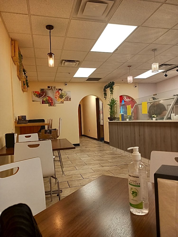 BUBBLE FISH - Updated December 2025 - 12 Photos - 1006 Suncrest Towne ...