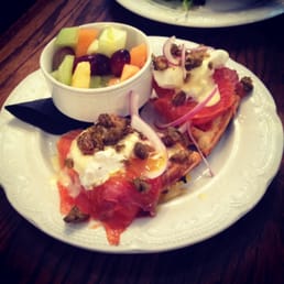 THE TWISTED APRON - Updated February 2025 - 138 Photos & 142 Reviews ...