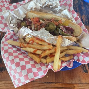 SPANKY’S BURGERS - Updated January 2026 - 50 Photos & 46 Reviews - 1355 ...