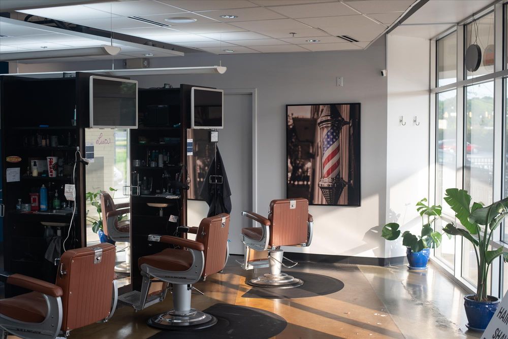 4:59 BARBER LOUNGE - Updated January 2026 - 35 Photos & 217 Reviews ...