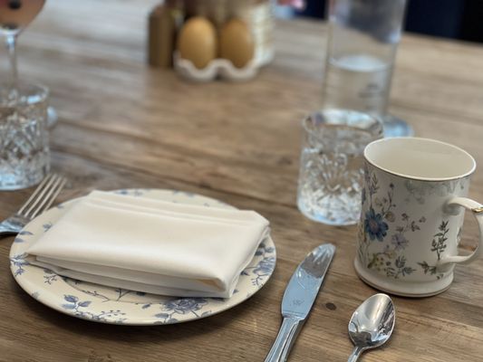 LITTLE HEN - HOUSTON - 190 Photos & 44 Reviews - 4444 Westheimer Ct ...