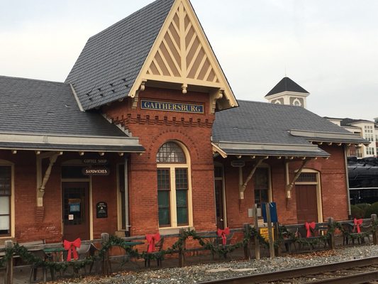 GAITHERSBURG MARC STATION - Updated September 2025 - 14 Photos - 5 S ...