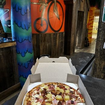 MELLOW MUSHROOM NEW ALBANY - Updated December 2025 - 188 Photos & 216 ...