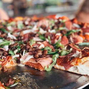 THE PIE PIZZERIA - UNDERGROUND - Updated June 2025 - 320 Photos & 644 ...