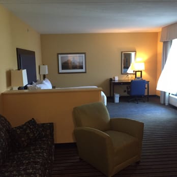 HOLIDAY INN EXPRESS & SUITES WILMINGTON-NEWARK - Updated August 2025 ...