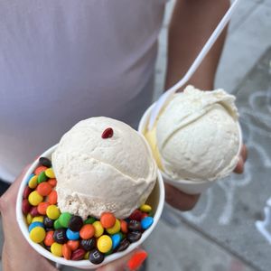 MILKBOMB ICE CREAM - 390 Photos & 192 Reviews - 2079 University Ave ...