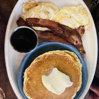 NOOK - Updated January 2025 - 831 Photos & 708 Reviews - 1 E Congress ...