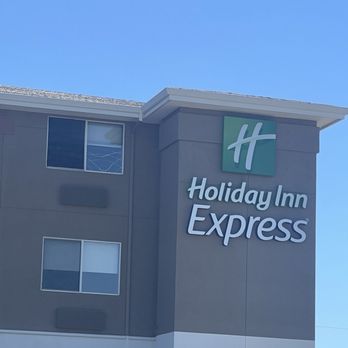 HOLIDAY INN EXPRESS - Updated December 2025 - 58 Photos & 11 Reviews ...