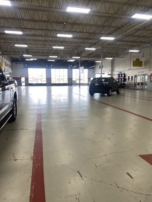 BILL COLLINS FORD LINCOLN - Updated August 2025 - 84 Photos & 130 ...