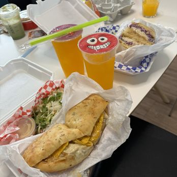 ISLAND DELI AND SMOOTHIE BAR - Updated July 2024 - 100 Photos & 101 ...