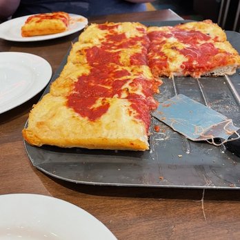 BUDDY’S PIZZA - DEARBORN - Updated February 2025 - 440 Photos & 511 ...