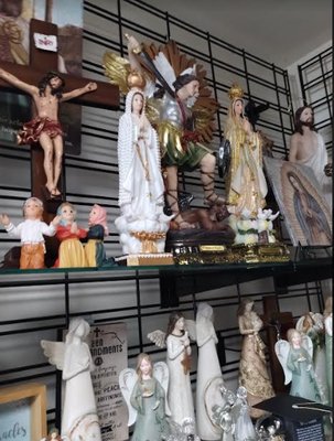 ST. JOSEPH BOOKSTORE AND GIFT SHOP - Updated September 2025 - 10 Photos ...