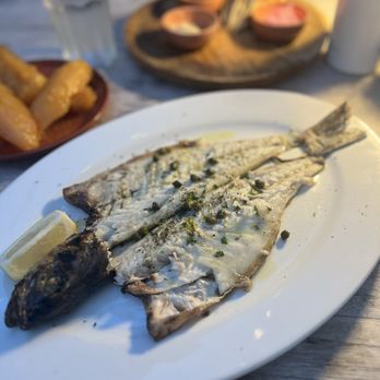 CALISTA GREEK SEAFOOD TAVERNA - Updated December 2025 - 390 Photos ...