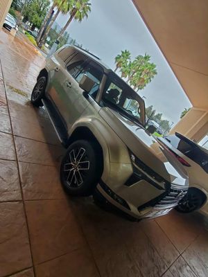 FREEMAN LEXUS - Updated December 2025 - 40 Photos & 181 Reviews - 2845 ...