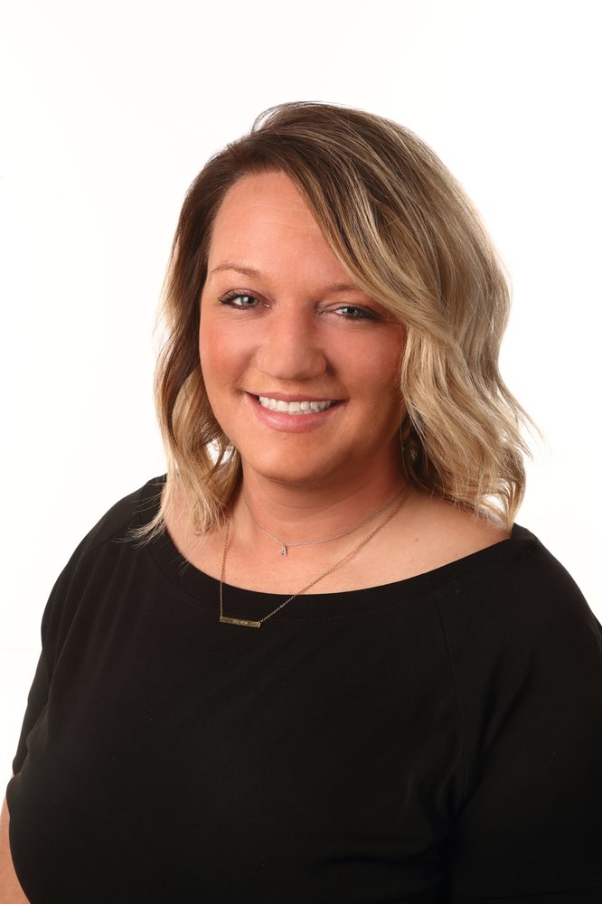 AMANDA GOOD REALTOR WITH GREEN ACRES - Contact Agent - Mount Zion, IL ...