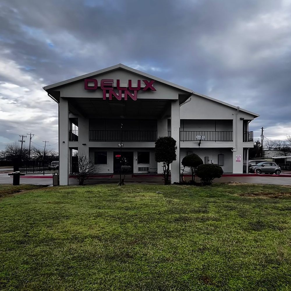 DELUXE INN MOTEL BY OYO GRAND PRAIRIE INTERSTATE 30 - Updated June 2025 ...