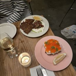 SMOR - Updated October 2025 - 60 Photos & 23 Reviews - 26 Putnam Ave ...