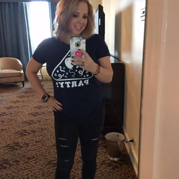 FEATHERS SPA - Updated July 2025 - 14 Photos & 17 Reviews - 149 Union Ave, Memphis, Tennessee ...