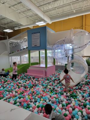 UNWIND INDOOR PLAYGROUND - Updated August 2024 - 42 Photos & 17 Reviews ...