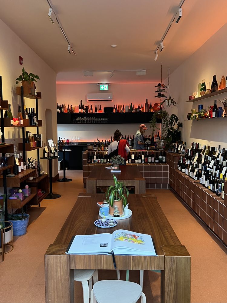 CLUB PARIS - Updated January 2025 - 15 Photos - 146 Ossington Avenue ...