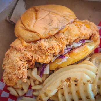 CALÌ - Updated May 2025 - 60 Photos & 15 Reviews - 3873 Boulevard Saint ...