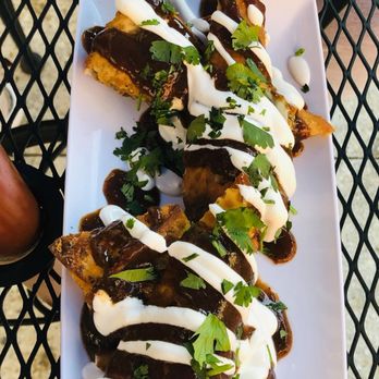 PHLAVZ - Updated August 2025 - 221 Photos & 225 Reviews - 717 W Maxwell ...