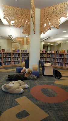 ELMHURST PUBLIC LIBRARY - Updated February 2025 - 68 Photos & 87 ...