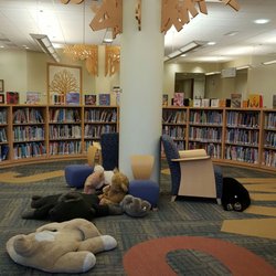 ELMHURST PUBLIC LIBRARY - 69 Photos & 81 Reviews - 125 S Prospect Ave ...