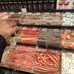 NUTS FACTORY - 11 Photos & 12 Reviews - 62-66 Charles St, Boston ...