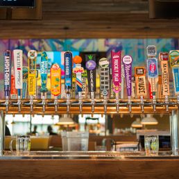 30HOP - Updated October 2025 - 124 Photos & 39 Reviews - 8715 Shawnee ...