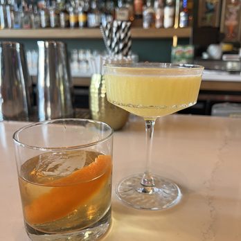 THE EMERSON - Updated July 2024 - 433 Photos & 184 Reviews - 955 S ...