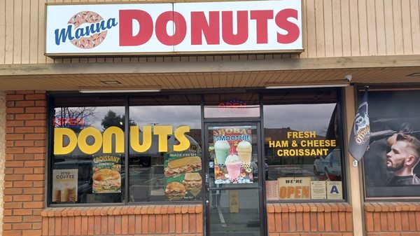MANNA DONUTS - Updated July 2024 - 39 Photos & 96 Reviews - 846 E 6th ...