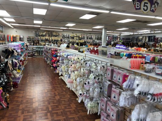 SUN SHOP BEAUTY SUPPLY - Updated July 2025 - 37 Photos - 5760 W Little ...