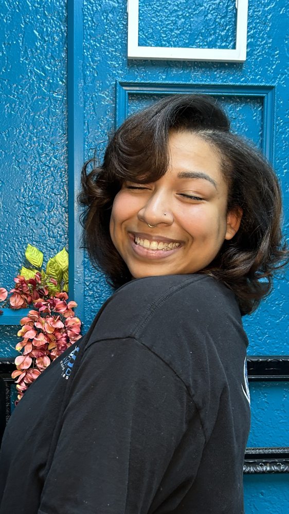 IT GIRLS HAIR STUDIO - Updated November 2024 - 21 Photos - 9415 Burnet ...