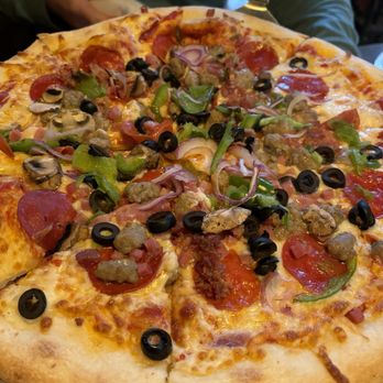 DAZZO’S PIZZERIA - Updated October 2025 - 203 Photos & 246 Reviews ...