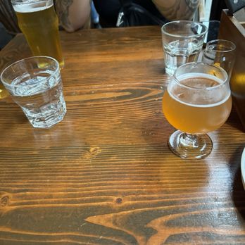 THE CRAFTY FOX ALE HOUSE - Updated December 2025 - 460 Photos & 298 ...