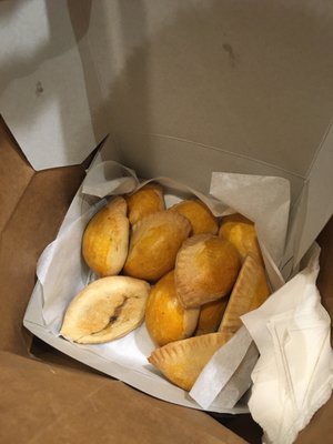 UNITED BREAD & PASTRY - 245 Photos & 188 Reviews - 1515 Griffith Park ...