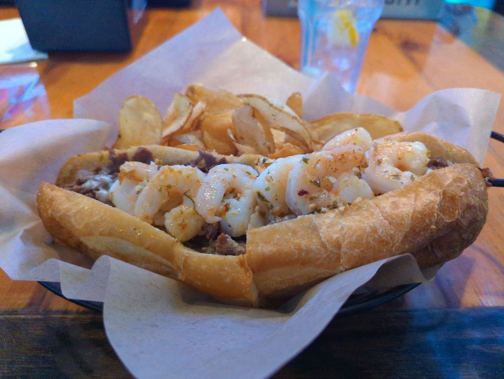 SIDELINES SPORTS BAR & GRILL - Updated December 2025 - 22 Photos & 39 ...