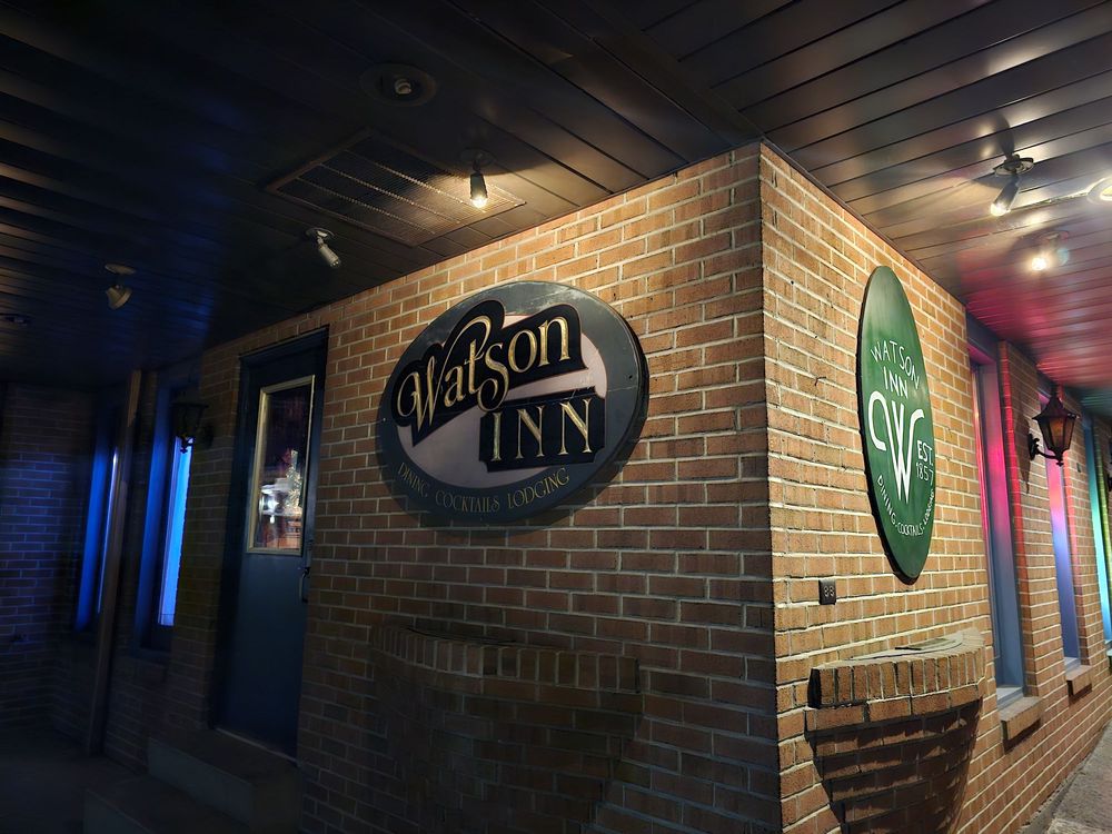 WATSON INN - Updated December 2025 - 37 Photos & 35 Reviews - 100 Main ...