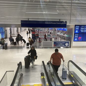 HUDSON EVOLVE - Updated December 2025 - 30 Photos - 300 World Way, Los ...