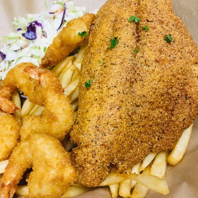 HOOK’D FISH GRILL - 84 Photos & 68 Reviews - 20790 Nordhoff St ...