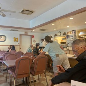 THE HANGRY GOOSE - Updated June 2024 - 121 Photos & 121 Reviews - 11 ...