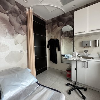 FRANCESCA ROGERS, MD - Updated December 2025 - 10 Photos & 61 Reviews ...