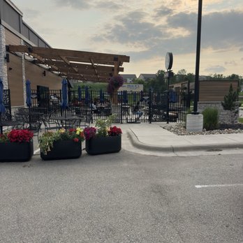 THE TAP HOUSE WEST END - Updated December 2025 - 67 Photos & 58 Reviews ...