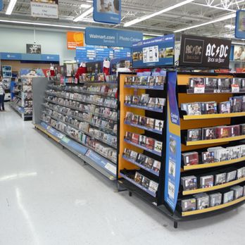 WALMART SUPERCENTER - Updated June 2025 - 356 Photos & 121 Reviews ...